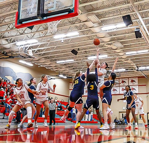 Snohomish vs. Everett girls basketball | Snohomish County Tribune